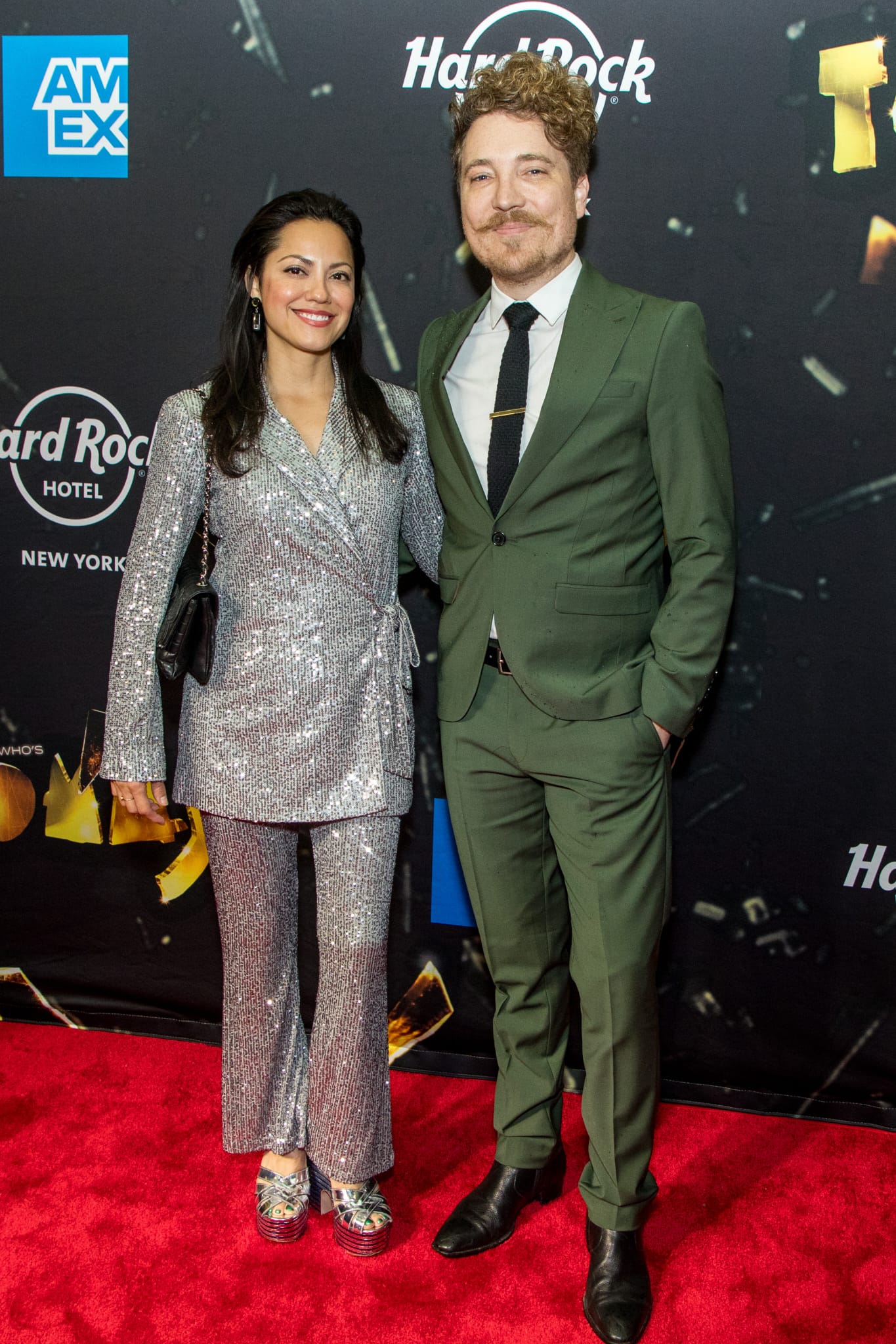 About Shane Snow: Author, Speaker, and Innovator